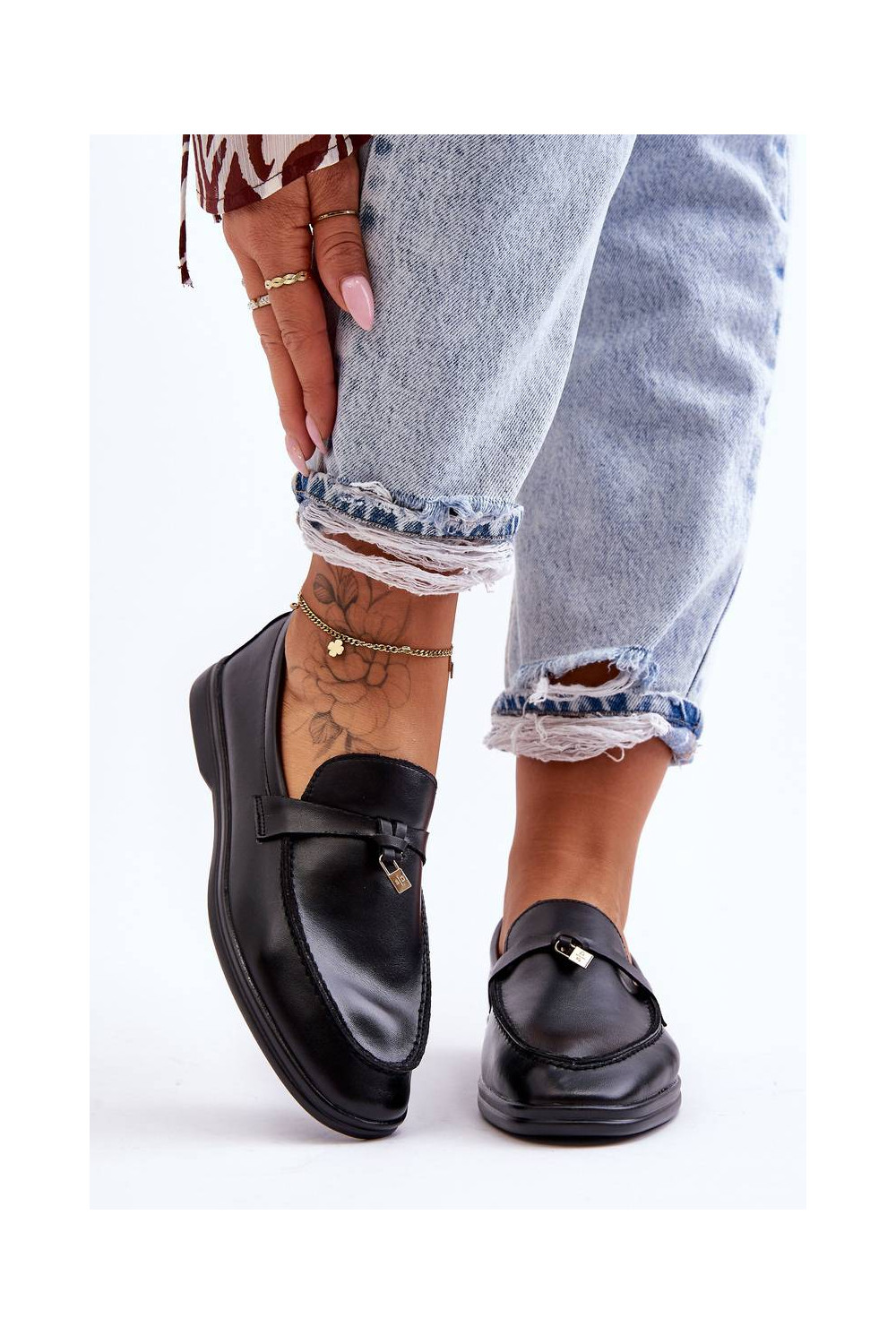 Klasiska modeļa sieviešu mokasīni melnas krāsas Cortez